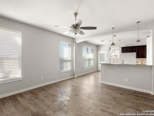 561 Creekside Frst