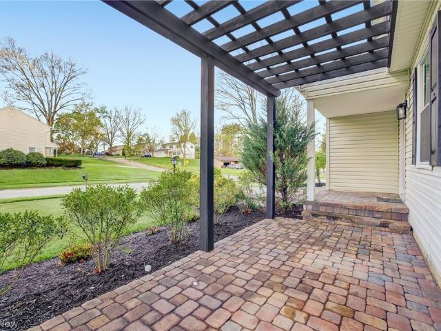 561 Bath Hills Boulevard