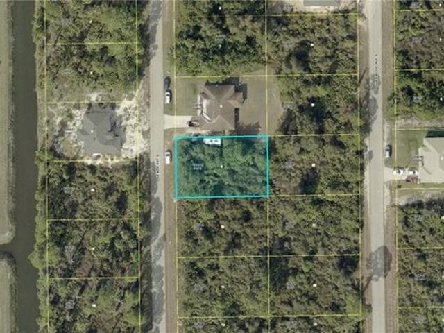 561 Genoa Ave S, Lehigh Acres, FL 33974