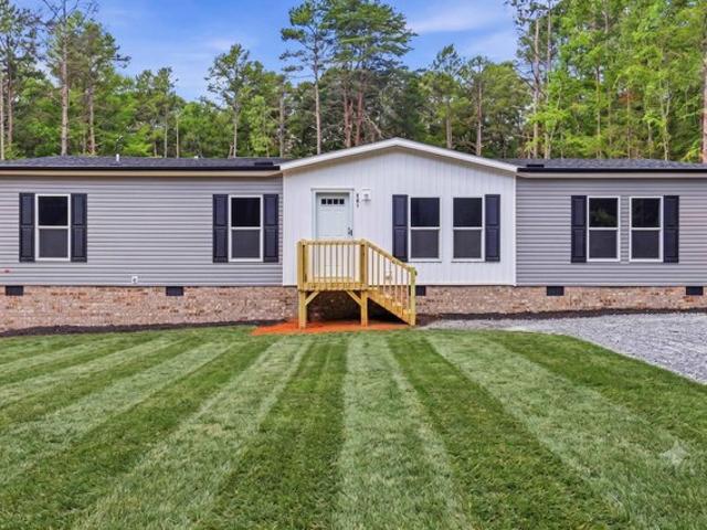 561 Georgia Rd, Gray Court, SC 29645