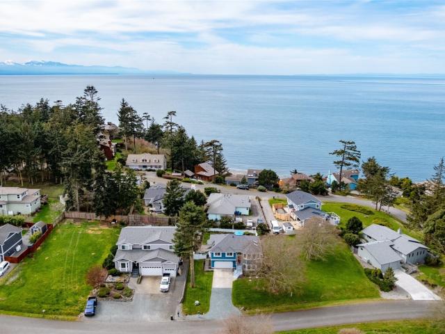 561 Fort Ebey Road