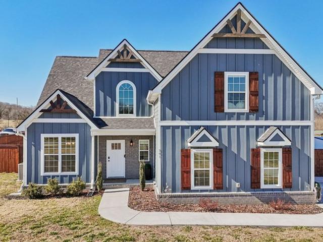 561 Hiwassee Rd, Lebanon, TN 37087