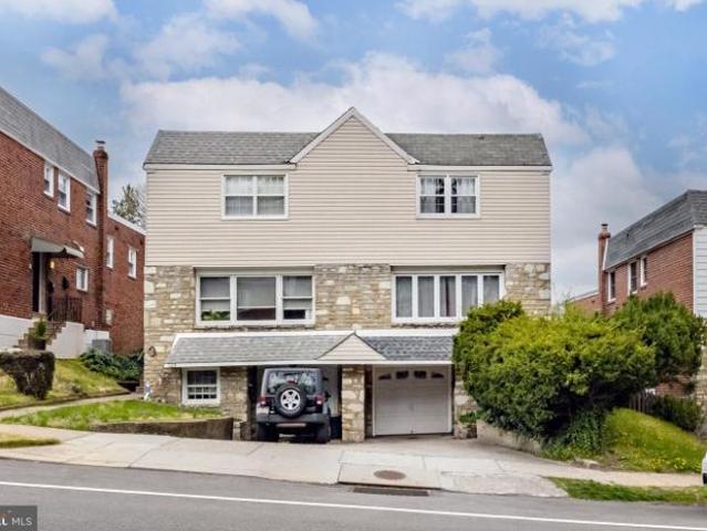 561 Livezey St, Philadelphia, PA 19128