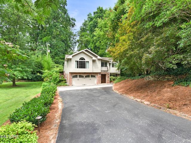 561 Noelton Drive