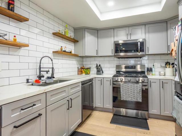 561 Spring Road 43
