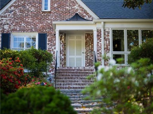 561 Peachtree Battle Avenue NW