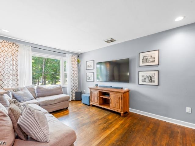 561 Rogers Dr