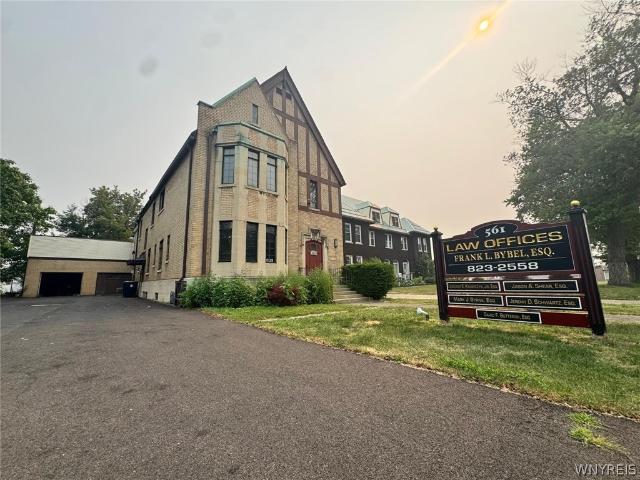 561 Ridge Suite 9 Road