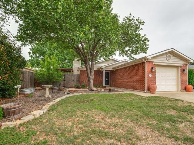 5624 Northfield Dr, Fort Worth, TX 76179