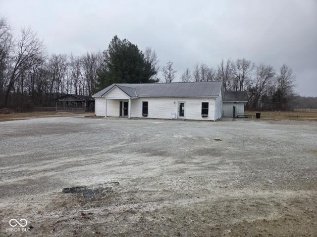 5625 N State Highway 7