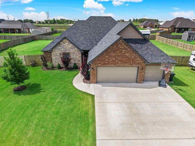 5625 NE Bobcat Trl, Elgin, OK 73538