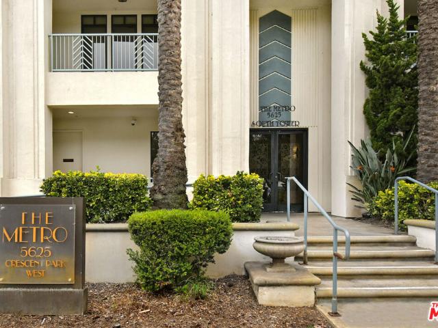 5625 Crescent Parkway 109