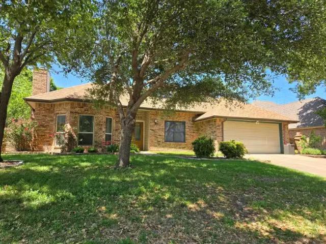 5625 Guadalajara Dr, North Richland Hills, TX 76180 MLS 2091.