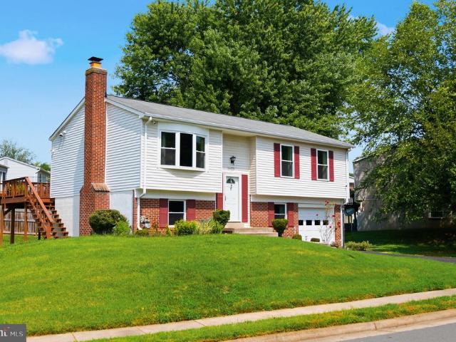 5625 Roundtree Drive