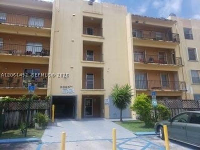 5625 W 20th Ave Apt 113, Hialeah, FL 33012