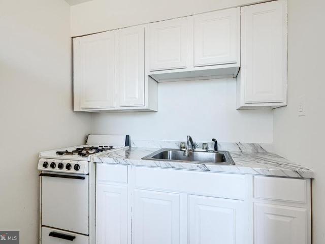 5626 Midwood Avenue # 1