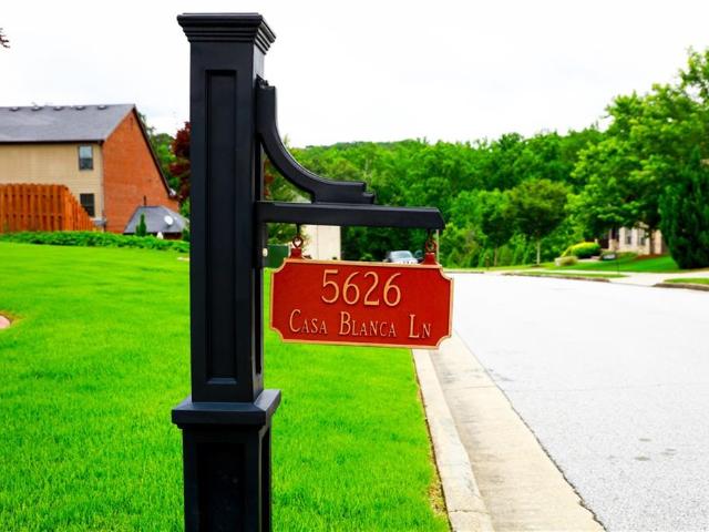 5626 Casa Blanca Lane