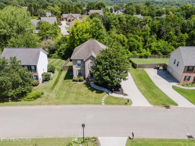 5626 Eagle Crest Lane