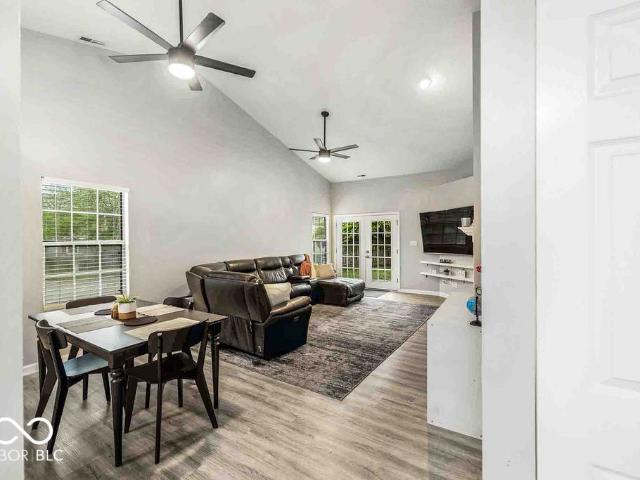 5628 Orchardgrass Ln, Indianapolis, IN 46254 | MLS #22097