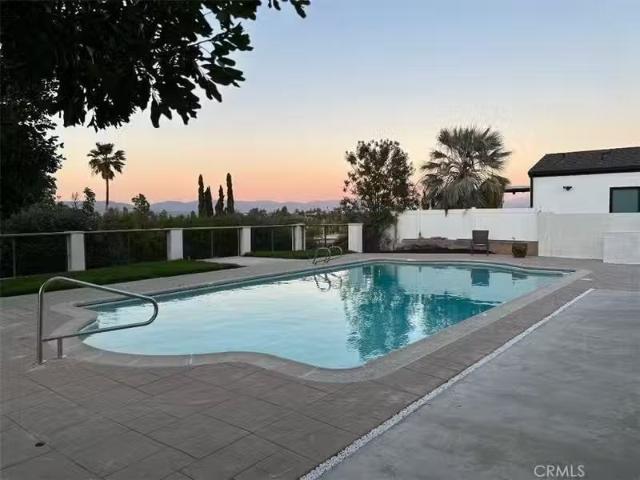 5628 El Canon Avenue, Woodland Hills, CA 91367 MLS #SR25037361