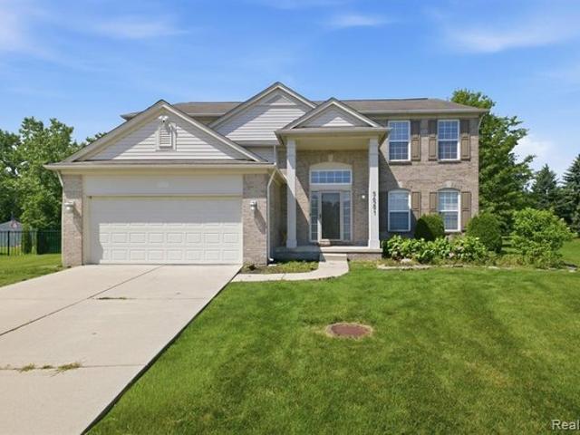 56291 Hastings Dr, Macomb Township, MI 48042