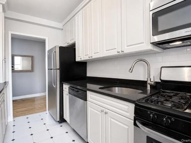 5620 Netherland Avenue 5D