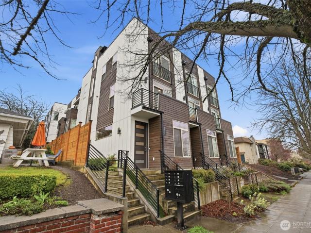 5620 California Ave SW, Unit A, Seattle, WA 98136 | MLS #2492
