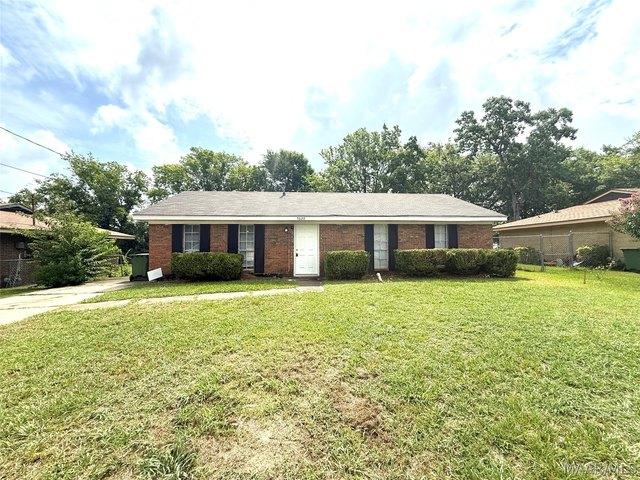 5620 E Shades Valley Dr, Montgomery, AL 36108