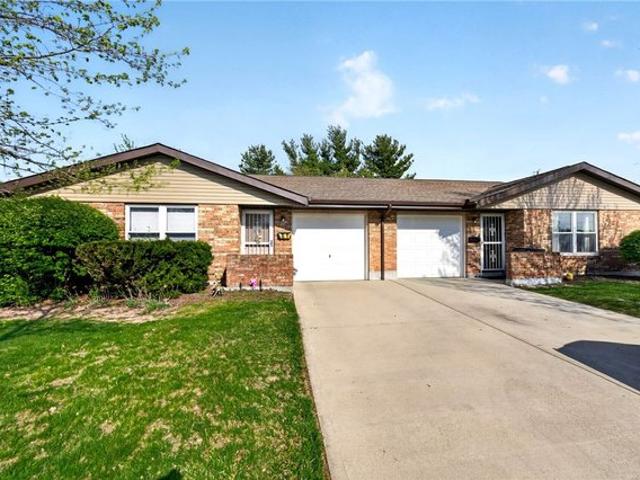 5620 Elgin Roof Rd, Dayton, OH 45426
