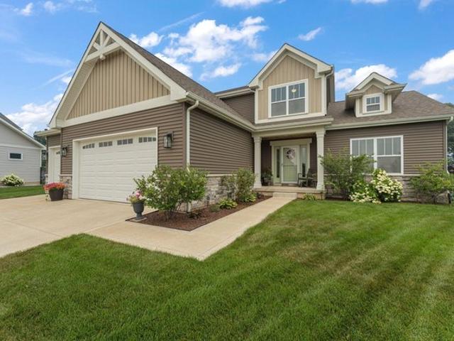 5620 Huron Dr, Cedar Lake, IN 46303