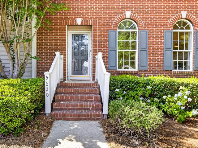 5620 Slide Rock Lane