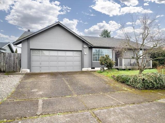 5621 C St, Springfield, OR 97478