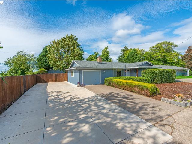 5621 cody ave
