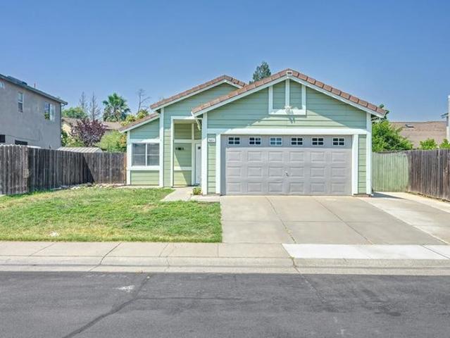 5621 Elk Spring Way, Elk Grove, CA 95758