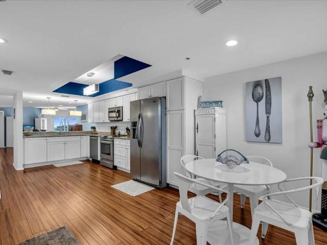 5621 Gulf of Mexico Dr, Unit 102, Longboat Key, FL 34228 | MLS #A4631