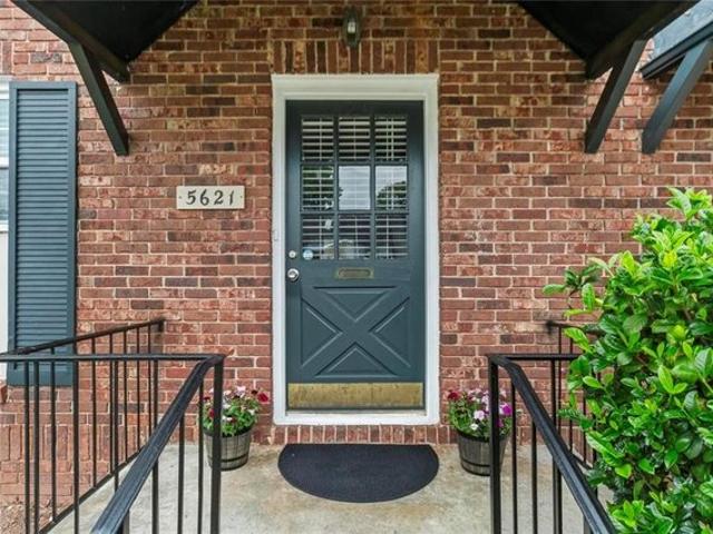 5621 Kingsport Dr NE, Sandy Springs, GA 30342