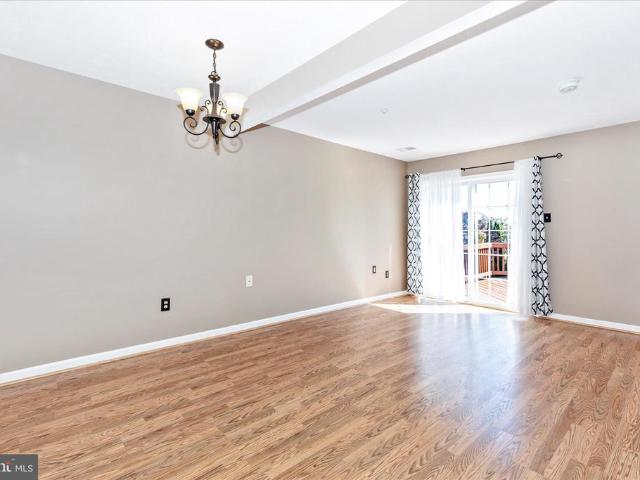 5621 Queen Anne Court