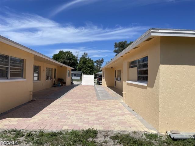 5621 5 Fourth Ave, Fort Myers, FL 33907 | MLS #2026019 | Compass