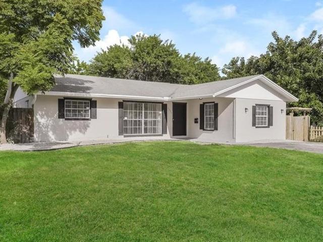 5621 7th St S, Saint Petersburg, FL 33705