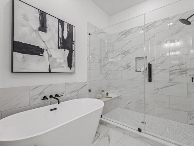 5622 Azores Ln, Houston, TX 77091