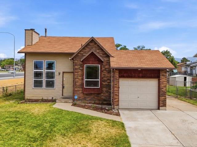 5622 S 2950 W, Roy, UT 84067