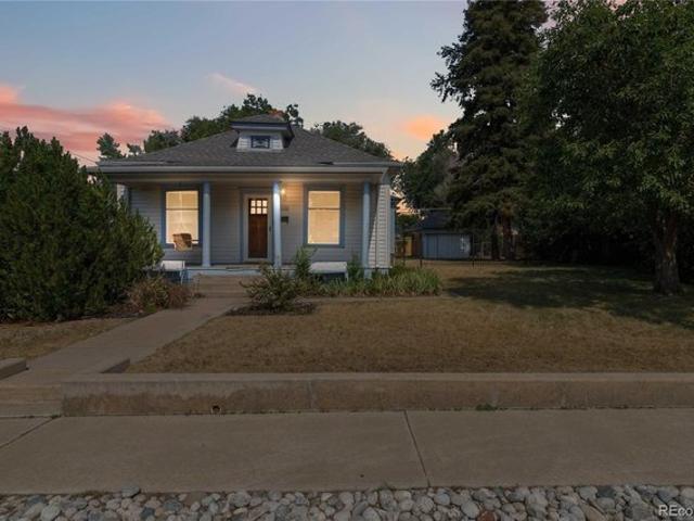 5622 Zephyr St, Arvada, CO 80002