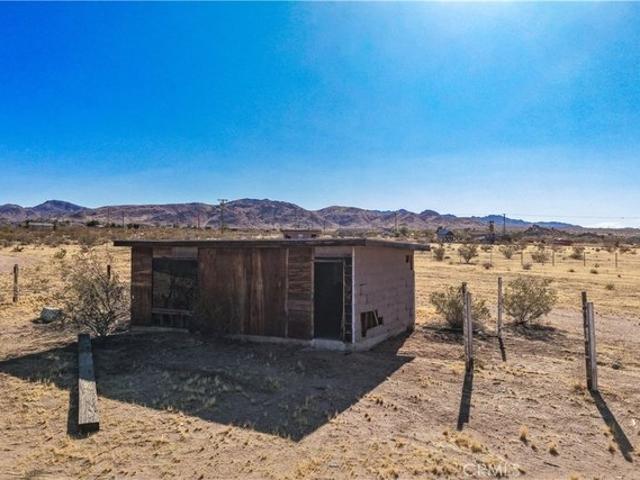 56232 Cone Blvd, Landers, CA 92285