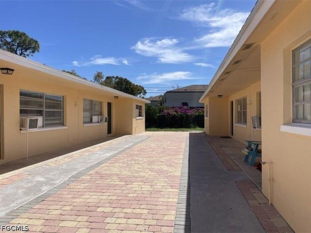 5621/5 Fourth Ave, Fort Myers, FL 33907