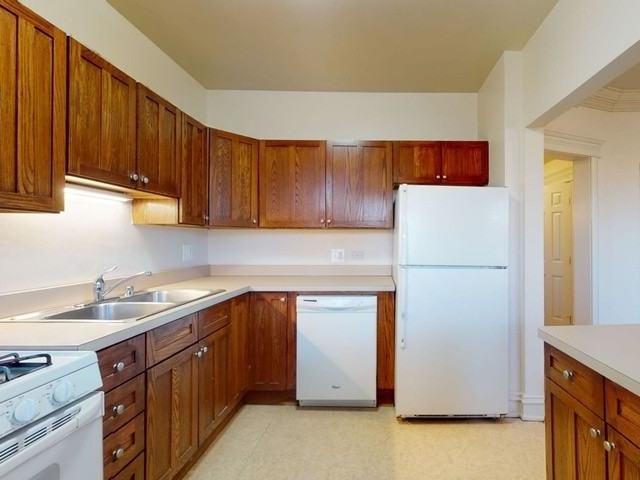 5623 S. Dorchester 4 Bedroom Apartment for Rent at 5623 S Dorchester Ave, Chicago, IL 60637 Hyde Park