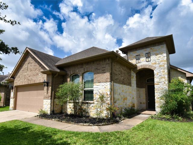 5623 S Denham Ridge Lane