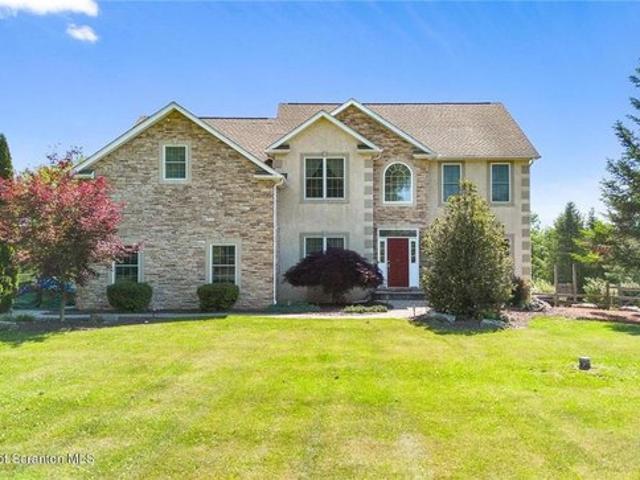 562 Country Club Rd, Easton, PA 18045