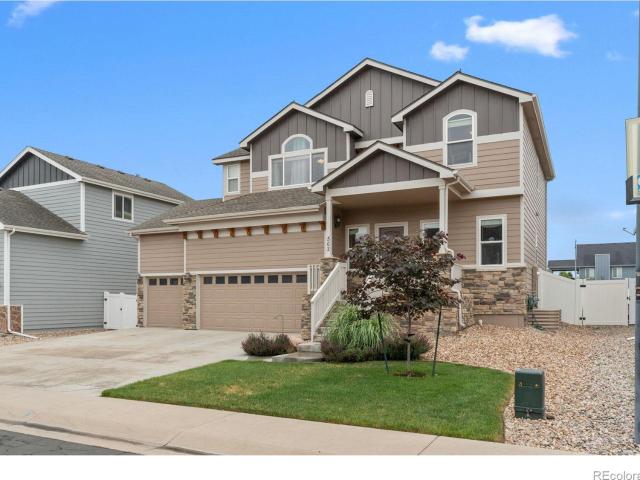 562 Dakota Court