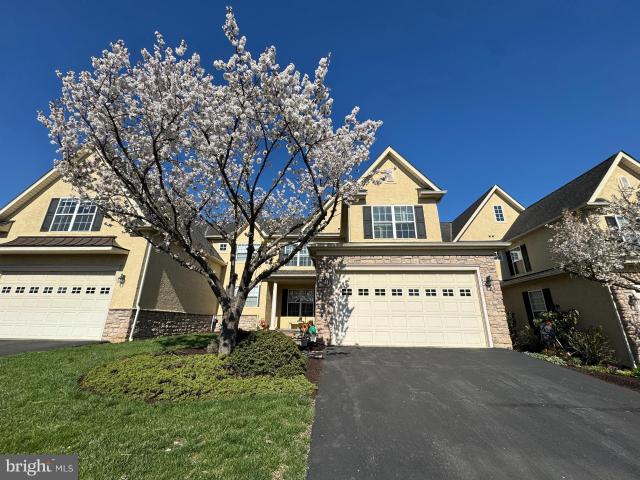 562 Farmdale Cir, Blue Bell, PA 19422 | MLS #PAMC2174
