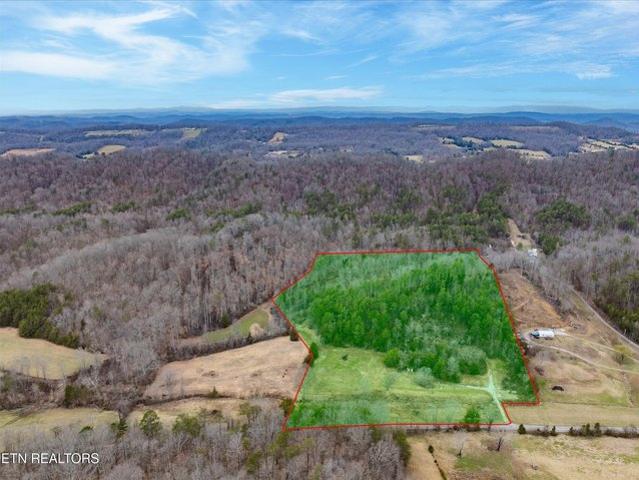562 Hinds Creek Rd, Maynardville, TN 37807